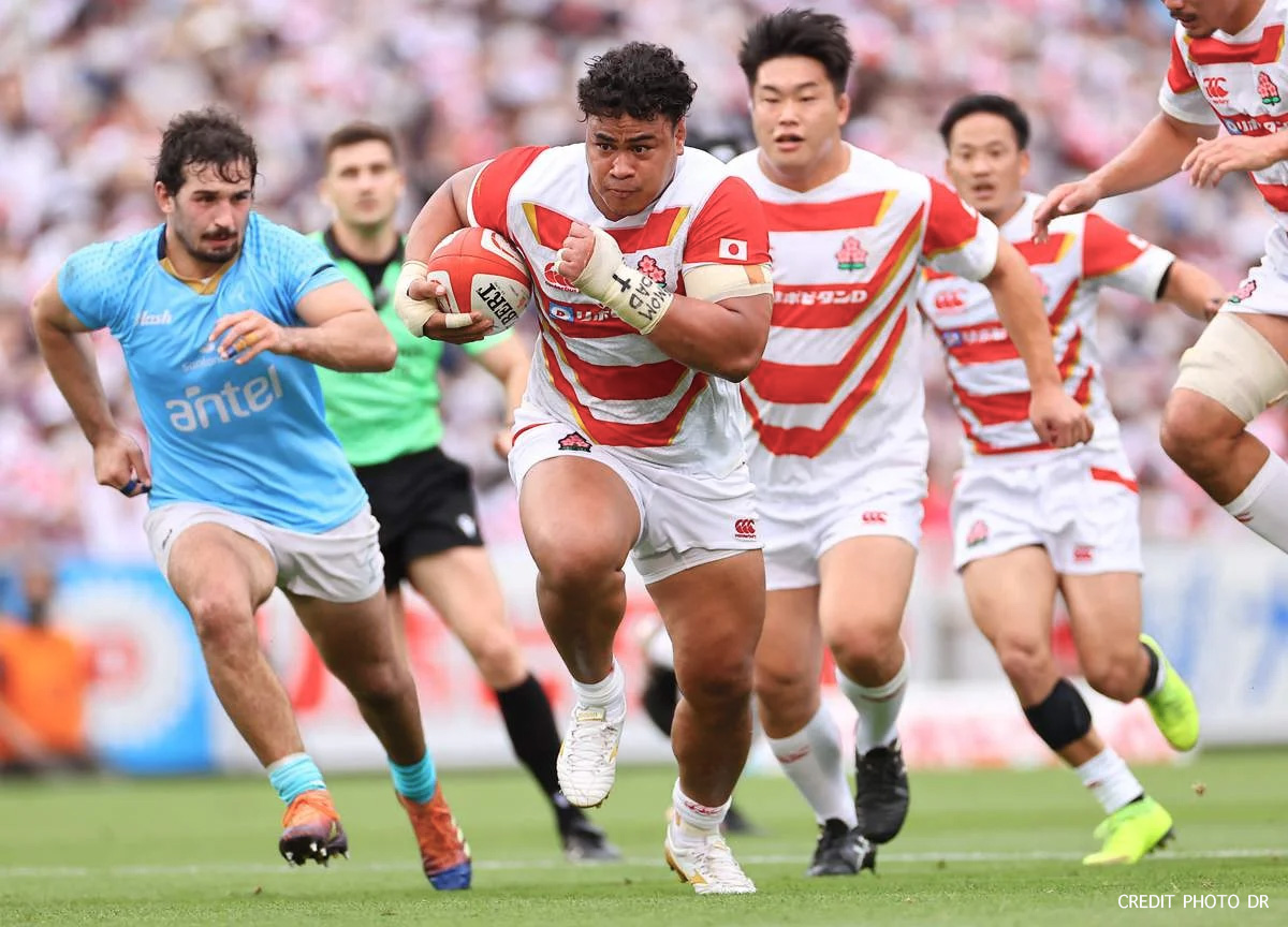 Le 3e ligne international japonais Tevita Tatafu s'engage à l'UBB ...